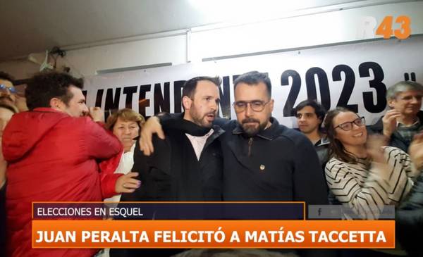 Peralta se acercó a felicitar a Taccetta: "Acá va a haber alguien que ...