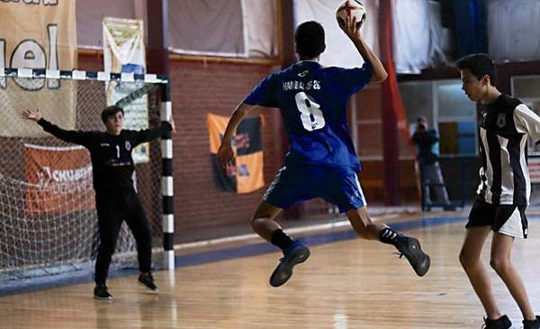 Se analiza la posibilidad de incorporar al Handball a los Juegos EPADE ...